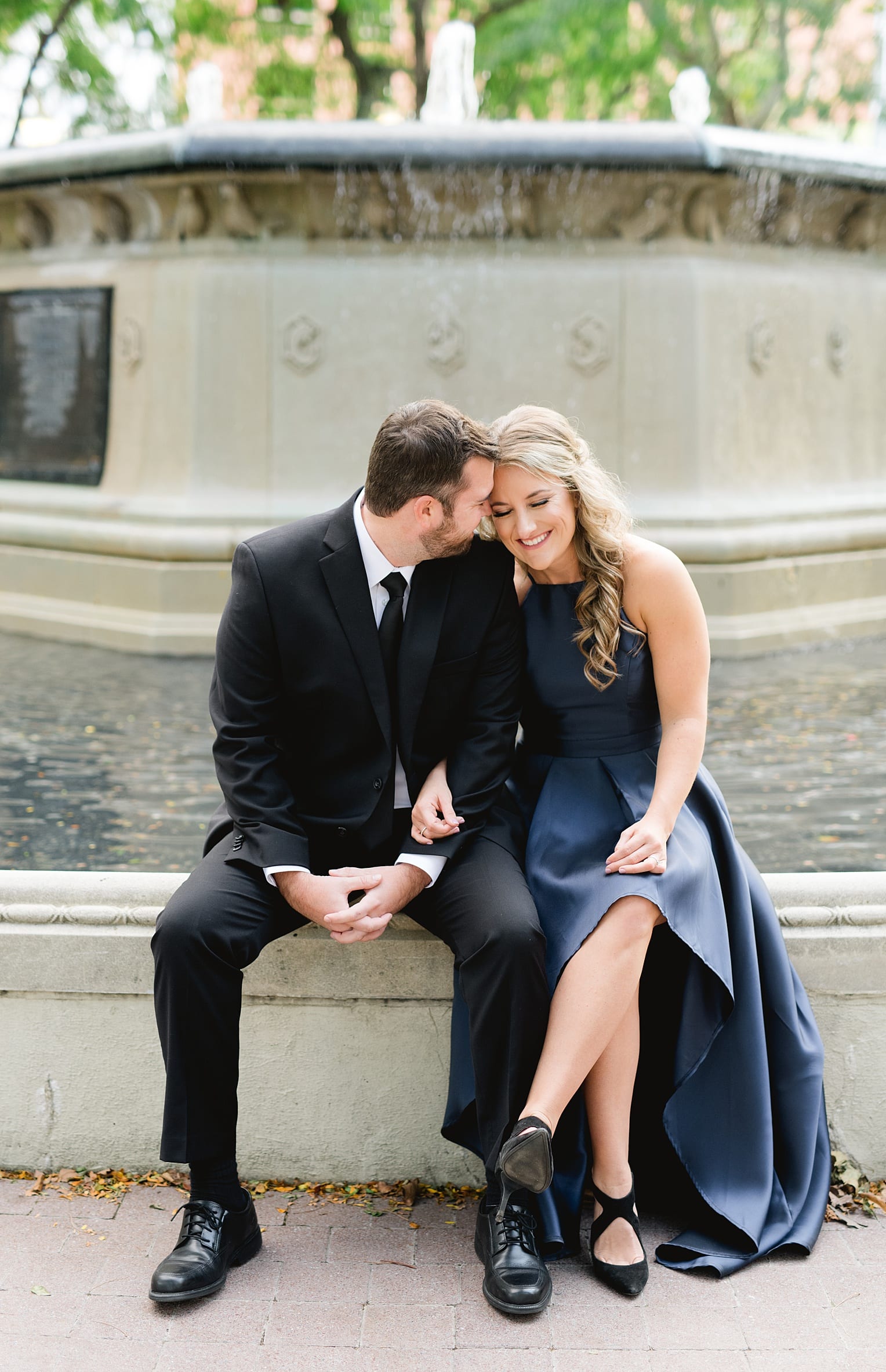 Ashlee & Michael | Downtown Detroit Engagement Session | Niki Marie ...