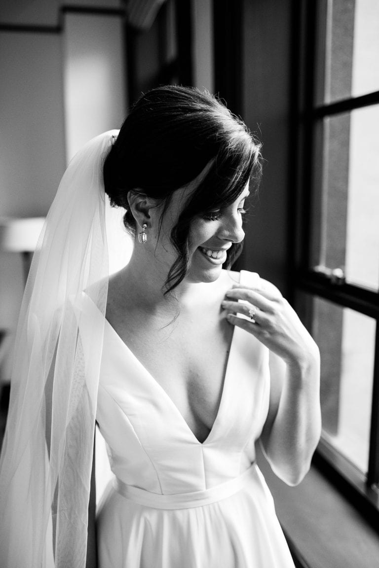 Lena & Tyler | Detroit Wedding at the Belle Isle Casino | Niki Marie ...