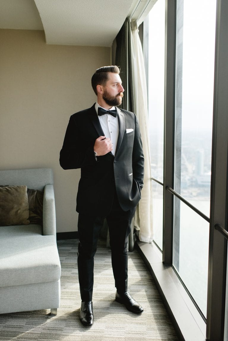 Lena & Tyler | Detroit Wedding at the Belle Isle Casino | Niki Marie ...